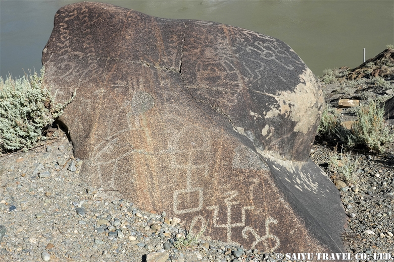 Rock carvings / Petroglyph – Re:Discover Pakistan