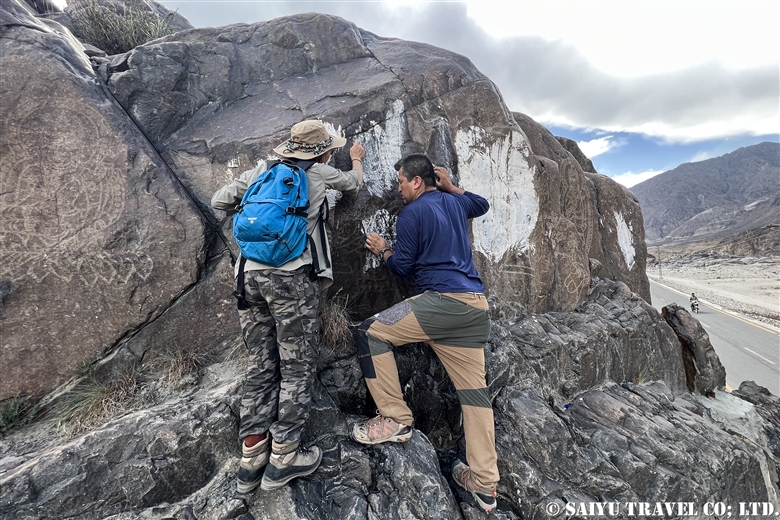 Hungry Tigress Jataka- Rock Carving of Chilas – Re:Discover Pakistan